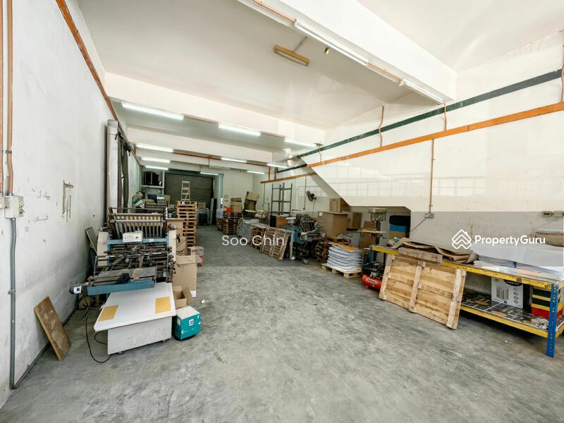 Terrace factory at Bukit Jalil, Jalan 8/155, Bukit Jalil, Kuala Lumpur ...