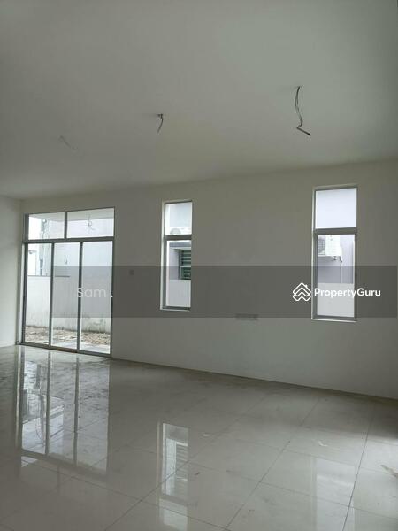 Pengkalan Setia New & Never Occupied Double Storey Intermediate Corner ...