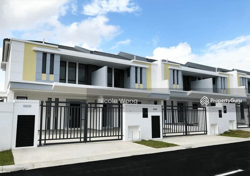 499K MURAH BESAR【 MALAY ONLY 】2-Storey Terrace House @ 10mins Puchong ...