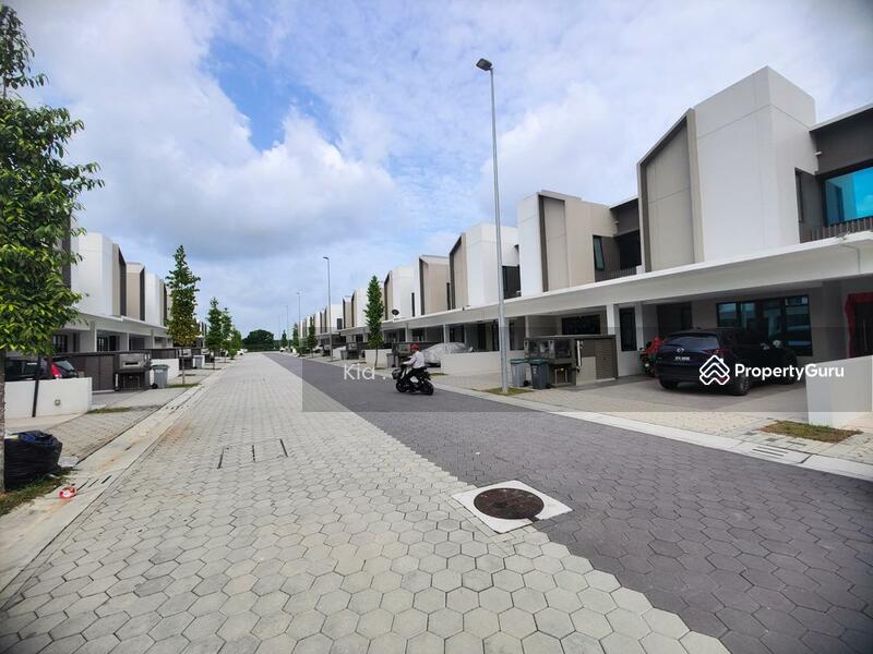 Sunway Critine Lakehomes, Kota Iskandar, Iskandar Puteri, Johor, 4 ...