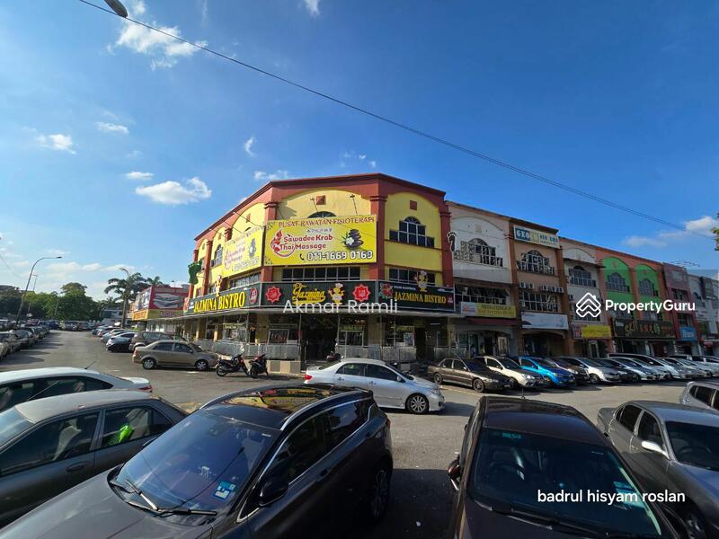 3 Storey Corner Lot Shop Lot @ Seri Kembangan Serdang untuk Dijual - RM ...