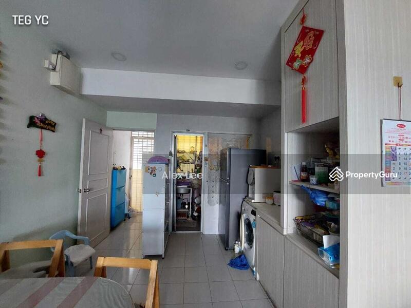 Pangsapuri Kemuning Aman, Lintang Bukit Rimau Off Kemuning Utama, Kota ...