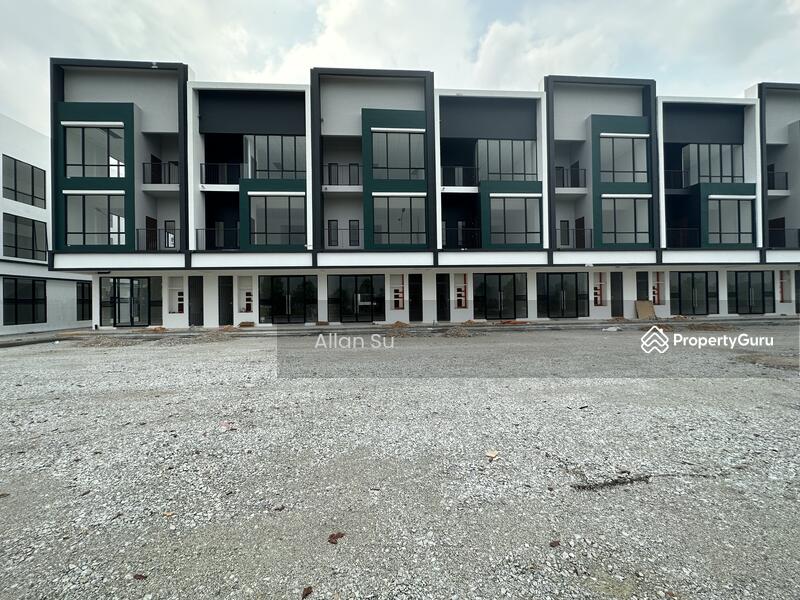 Brand New 3 Storey Shop-Office, Austin Crest, Fronting Lake, Emerald 2 ...