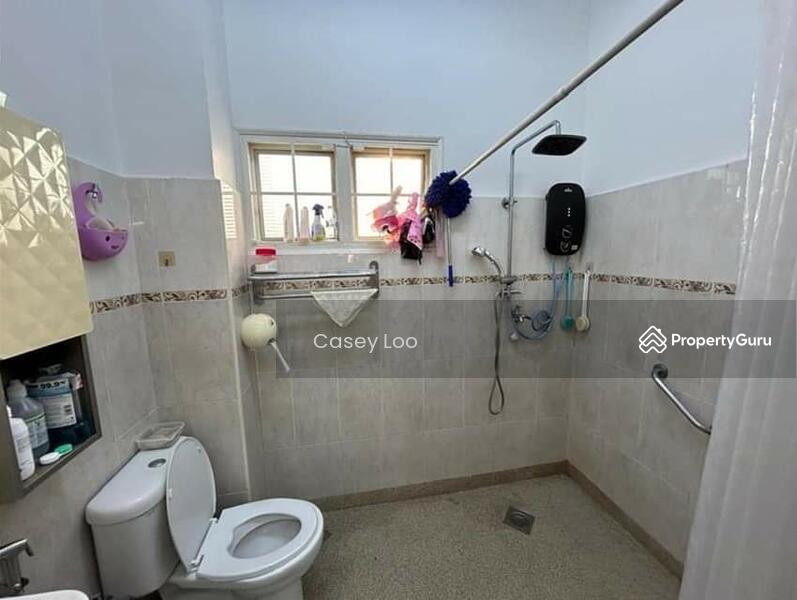 Link Bungalow for Sale in Bandar Country Homes (Rawang) - Casey Loo