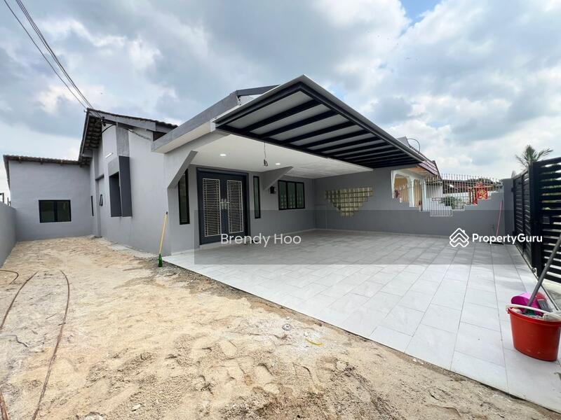 Single Storey Corner Terrace House @Johor Jaya, Taman Johor Jaya, Johor ...