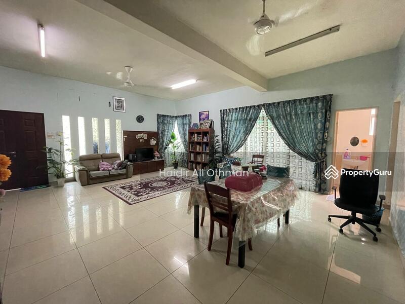 Semi-D Double Storey, Taman Anggerik Emas, Bandar Teknologi Kajang ...