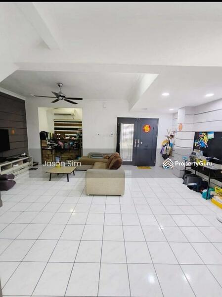 Jalan Permas 13, Senibong, Permas Jaya, Johor, 4 Bedrooms, 1650 sqft, 2 ...