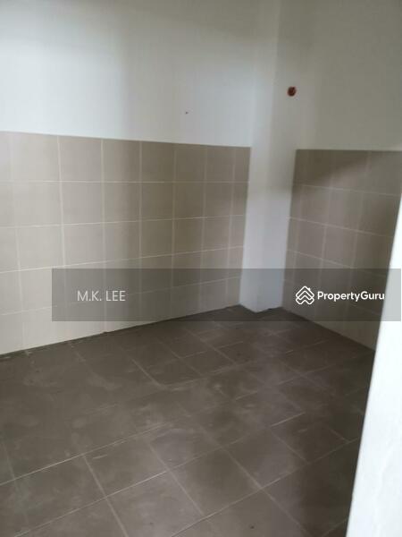 Factory for Sale in Pandamaran (Klang) - M.K. Lee