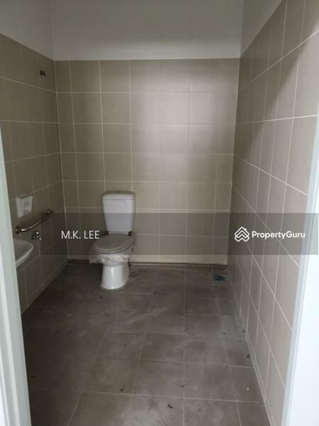 Factory for Sale in Pandamaran (Klang) - M.K. Lee
