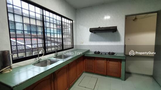 2-storey Terraced House for Sale in Usj 2 (Subang Jaya) - Celia Tan