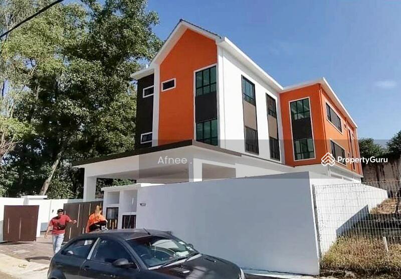 3 Storey Bungalow Taman Desa Impian Kajang untuk Untuk Disewa - RM ...