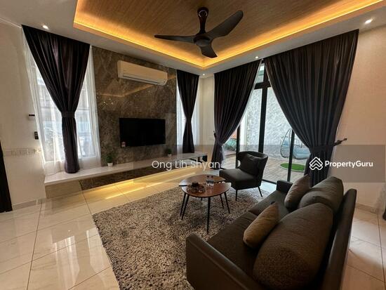 Setia Tropika, Jalan Setia Tropika Utama, Taman Setia Tropika, Tampoi ...