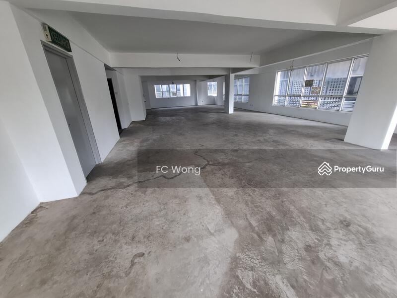 1st Floor Office With Lifts In Sima Parklane Business Centre SS7 Kelana ...