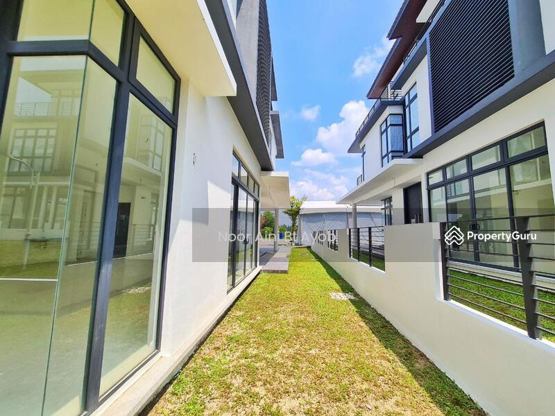 Corner Senna Residence Presint 12 Putrajaya Facing Open, Putrajaya ...