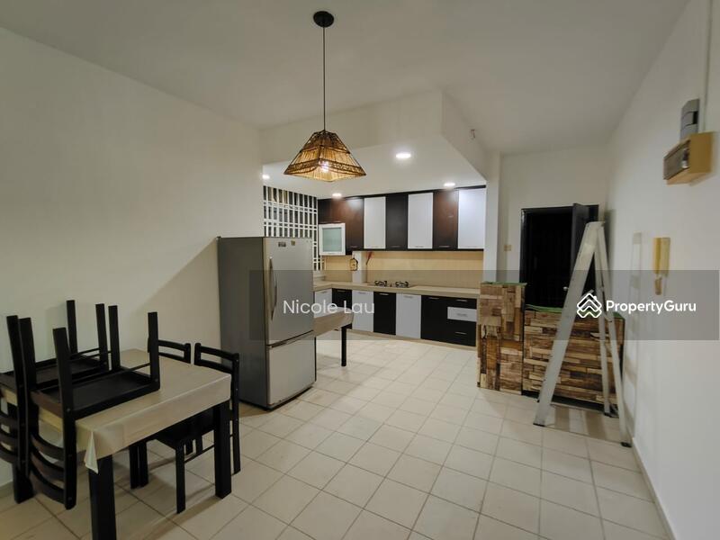 Lake View Suites, - Jalan Austin Perdana 1, Taman Austin Perdana ...