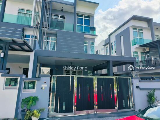 Nusa Sentral 3 Storey Cluster, Taman Nusa Sentral, Iskandar Puteri ...