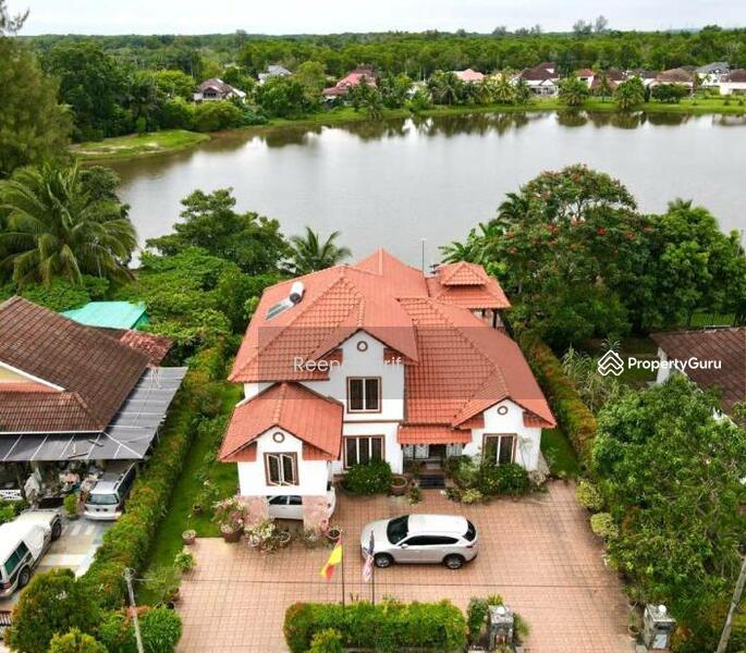 Bungalow Facing Lake Sepang Putra, Bagan Lalang, Sepang Goldcoast untuk ...