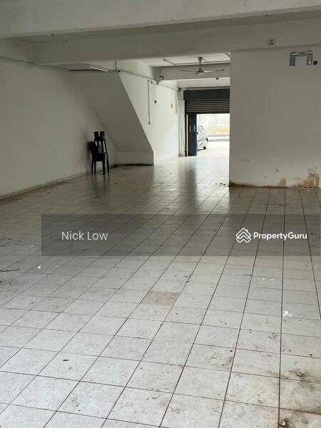 Perling Taman Baiduri Ground Floor Shop, Jalan baiduri, Taman Perling ...