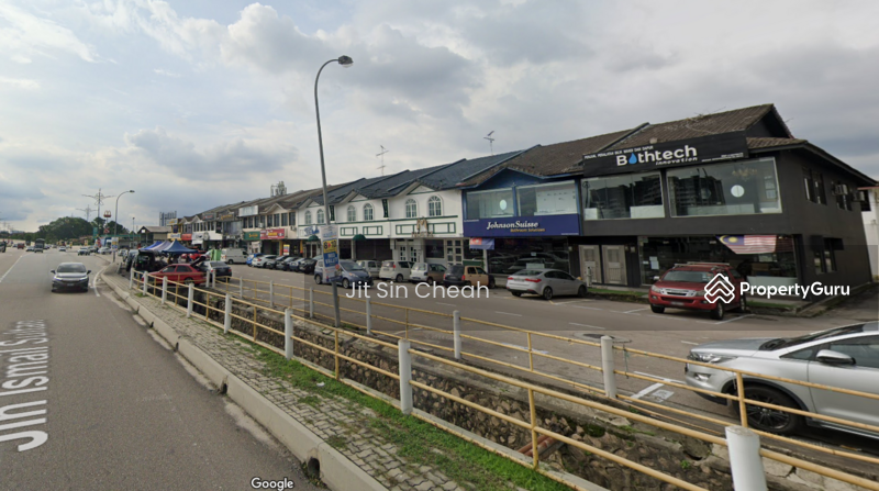 Taman Perling Jalan Layang 16 Shop beside Coastal Highway Same Row with ...