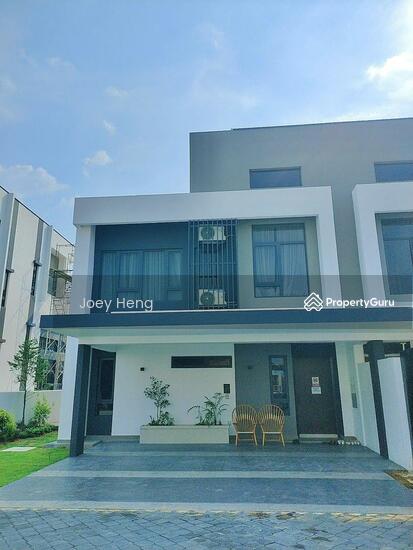 Bungalow for Sale in Bandar Ainsdale (Seremban) - Joey Heng