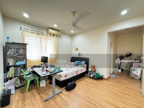 2 Sty Ebony Ivory Cassis Coral Garland Kota Emerald Bandar Country ...