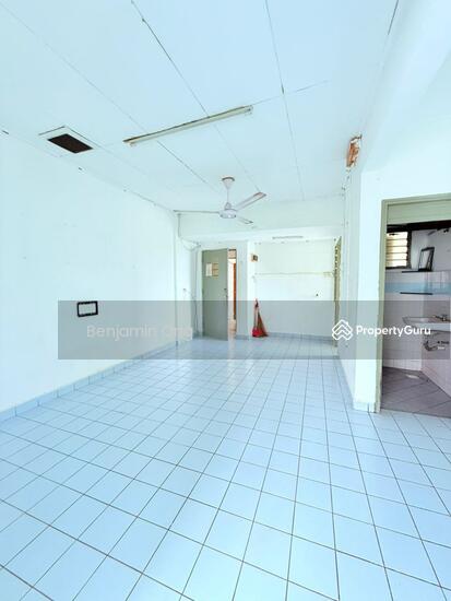 Rumah Pangsa Permas Jaya, Jalan Permas 7, Masai, Johor, 3 Bedrooms, 731 ...