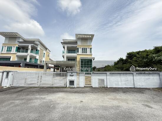 Bungalow for Sale in Ipoh (Perak) - Kelvin Chong