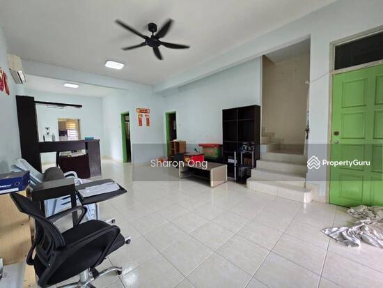 Taman Bestari Indah, Ulu Tiram, Johor, 4 Bedrooms, 1800 sqft, 2-storey ...