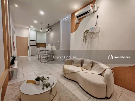 Service Residence for Sale at Sentrio Residences @ Senai - Ching Ling Hel