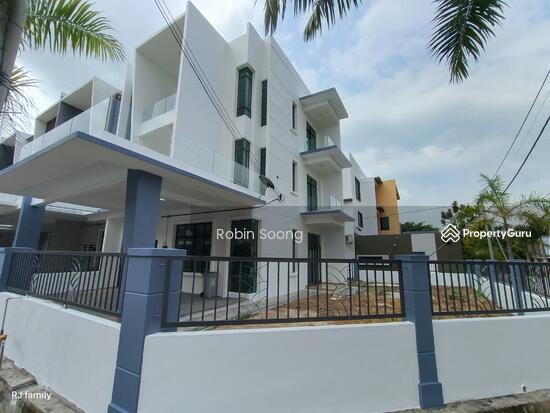 Ujong Pasir / Permatang Pasir Perdana - Corner 2 half Storey Super-Link ...