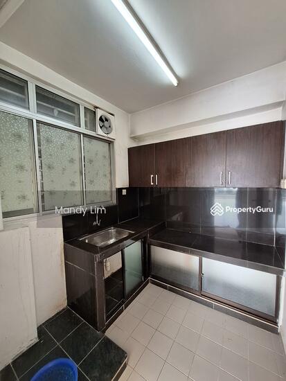 Casa Tropika, Jalan Bunga Raya, Bandar Puchong Utama, Puchong, Selangor ...