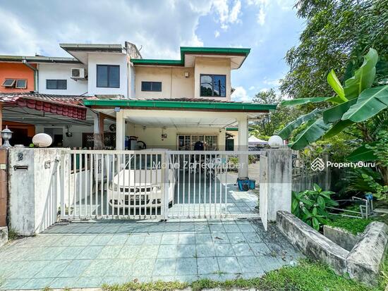 Corner Lot two Entrance Double Storey Desa Serdang Seri kembangan, Desa ...