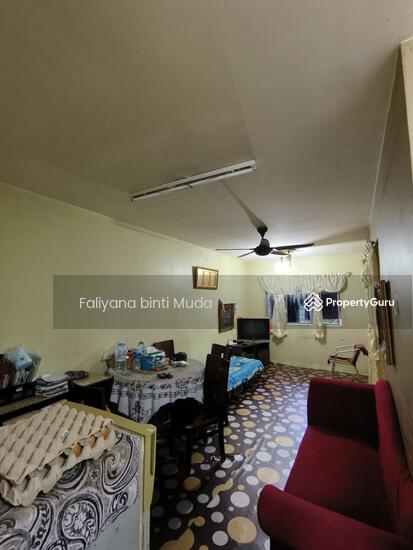 PPR Selayang Mulia, Jalan SM 1/1, Selayang, Selangor, 3 Bedrooms, 650 ...