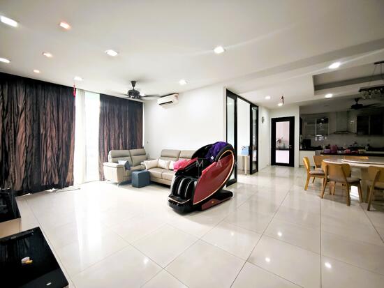 Condominium for Sale at USJ One Avenue Condo - Ivy Mak