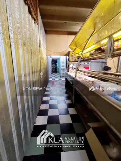 Double Storey Old Shop house For SALE !!! Located at China Street, Main Bazaar Kuching untuk ...