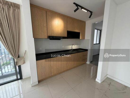 Condominium for Rent at The Legacy OUG - Lucas Chan