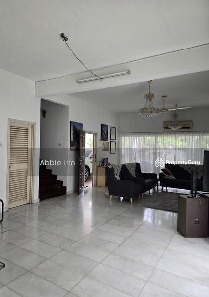 Below market SS19 Subang Jaya Dream Home on a Huge Lot – Space for a Second House or huge Garden ...