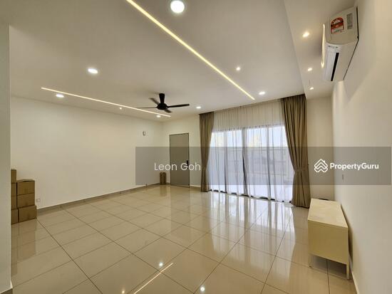 Terraced House for Sale in Telok Panglima Garang (Selangor) - Leon Goh