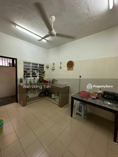Terrace house at Usj 6, Usj 6, Subang Jaya, Selangor, 3 Bedrooms, 1500 ...