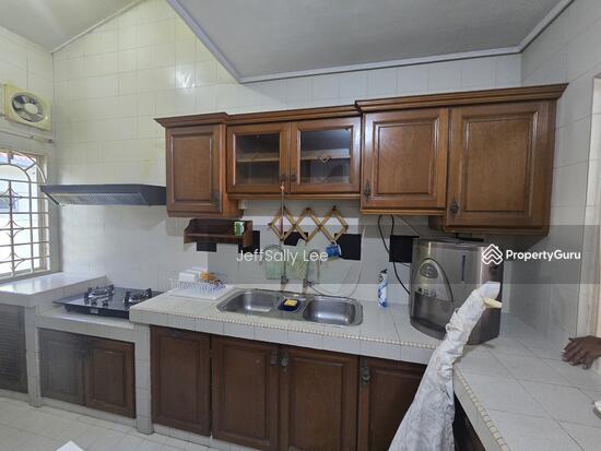 USJ 4, Subang Jaya, Selangor, 4 Bedrooms, 2000 sqft, 2-storey Terraced House For Rent, by ...