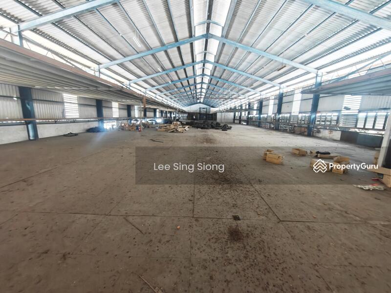 Factory for Rent in Taman Industri Bolton (Batu Caves) - Lee Sing Siong