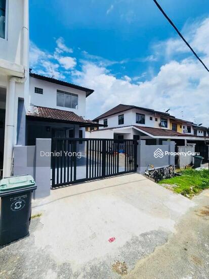 Masai bandar seri alam renovated double storey endlot house, Jaln Tasek ...