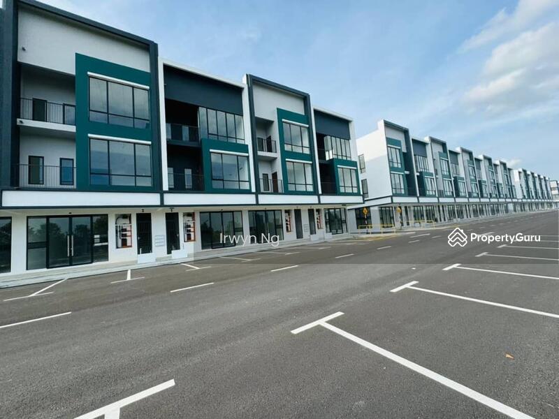 Austin Crest @ Emerald 2 (Ground Floor only @ 3 Sty Shoplot), Jalan ...