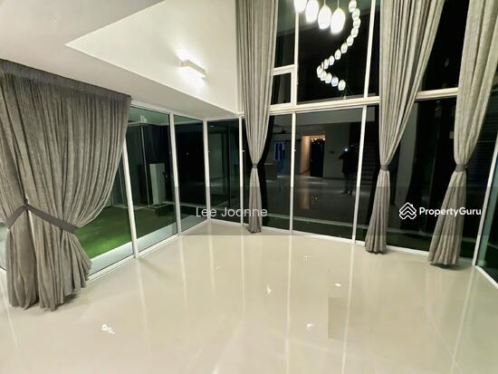 Condominium for Sale at Armanee Terrace II - Lee Joanne