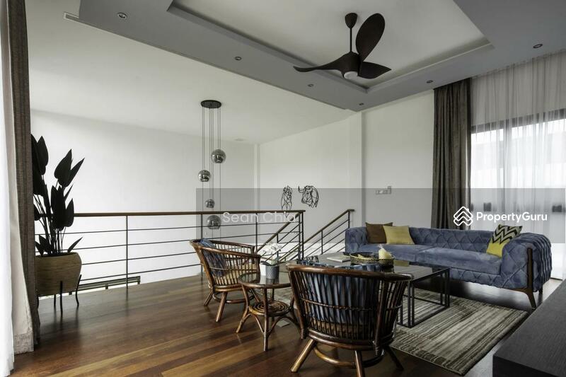 Modern Glass Bungalow with Pool 14560sf Land Near Bukit Jelutong untuk ...