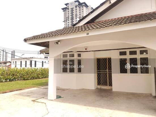 Taman molek corner unit, Jalan molek, Taman Molek, Johor Bahru, Johor, 3 Bedrooms, 3649 sqft, 1. ...