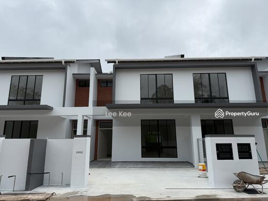 2-storey Terraced House for Sale in Parit Besar (Batu Pahat) - Lee Kee