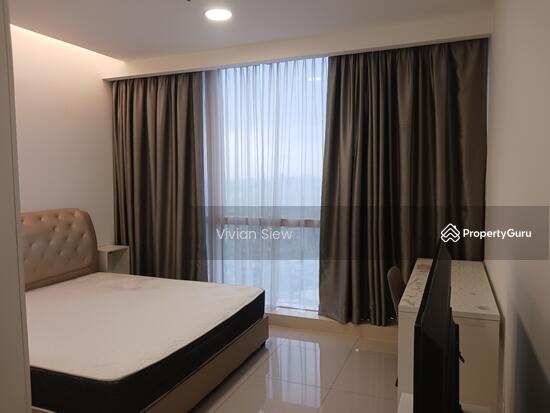 Condominium for Sale at Pinnacle - Vivian Siew