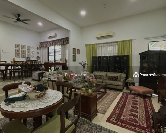 Semi-Detached House for Sale in Bukit Jelutong (Shah Alam) - Dyana Asri