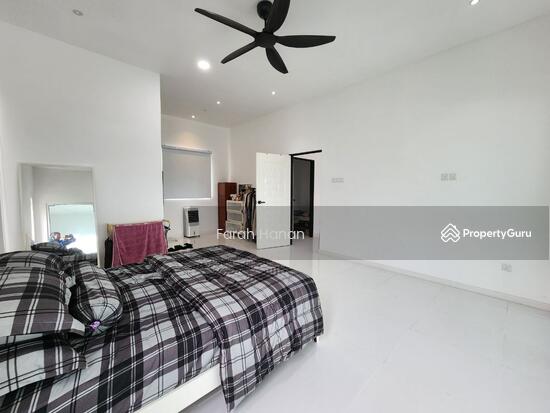 Persiaran Puncak Mekar, Sungai Merab, Kampung Sungai Merab, Dengkil ...